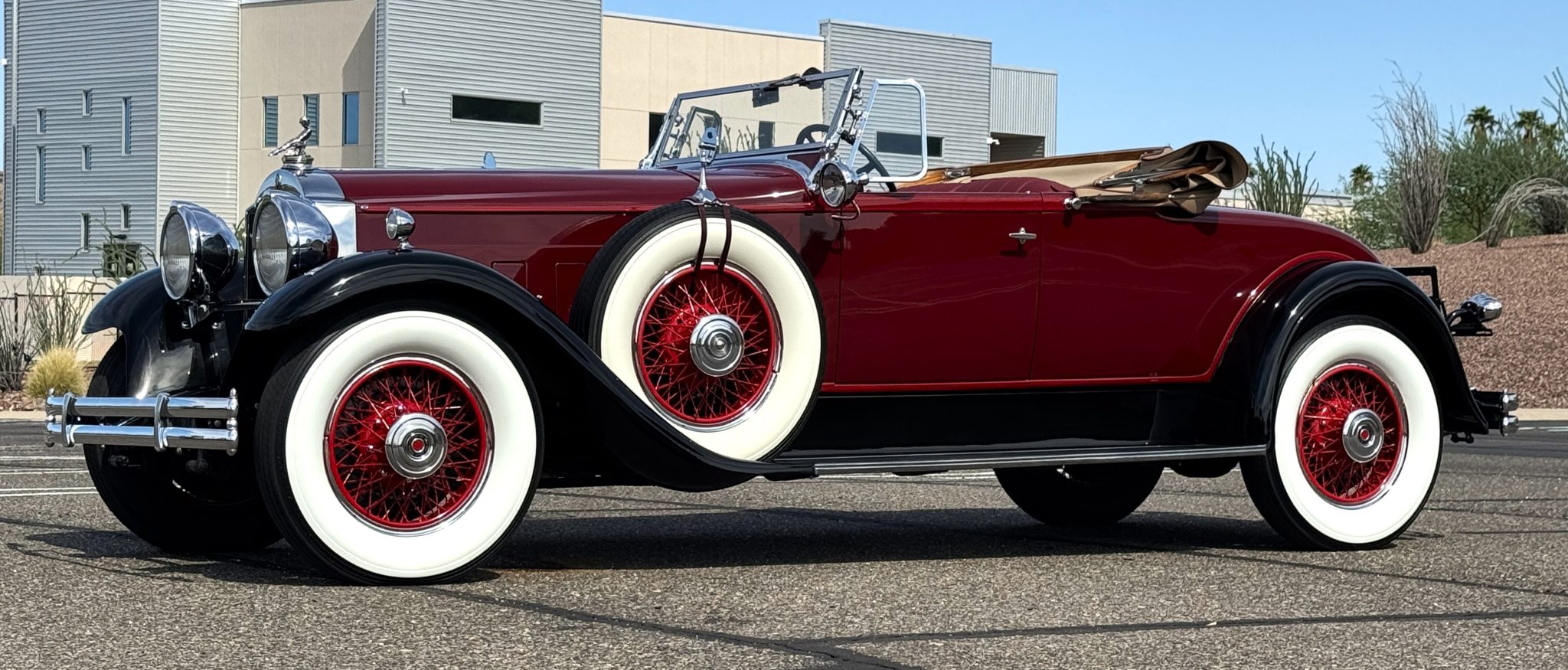 1930 Packard 740 Custom Eight Roadster - Classic Promenade