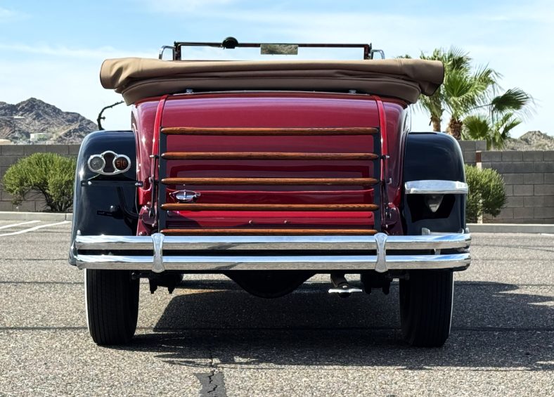 1930 Packard 740 Custom Eight Roadster - Classic Promenade